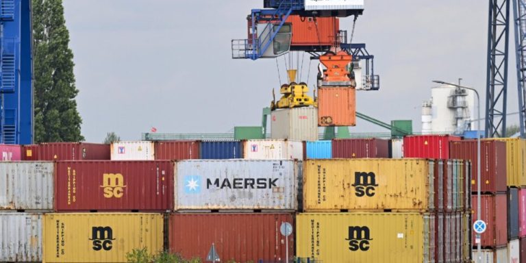 The weight of the duties on exports, in Calabria 12% reduction